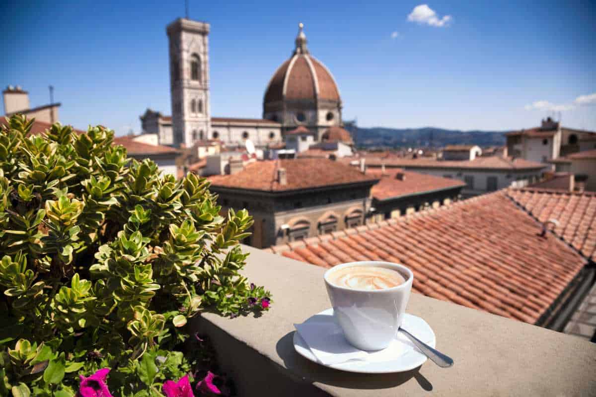 What is a Latte? Guide to the Popular Espresso-Based Coffee